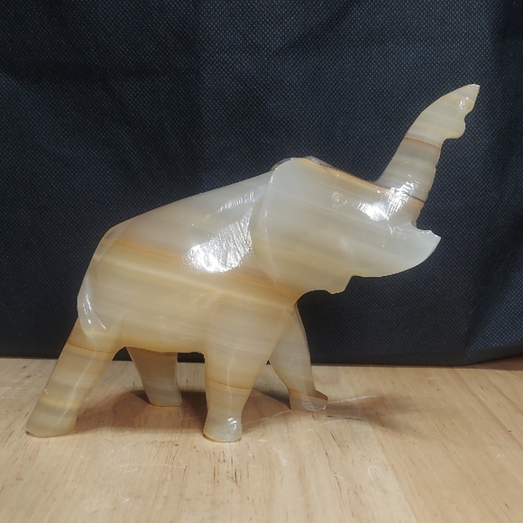 Art | Vintage Handcarved Onyx Elephant Figurine | Poshmark